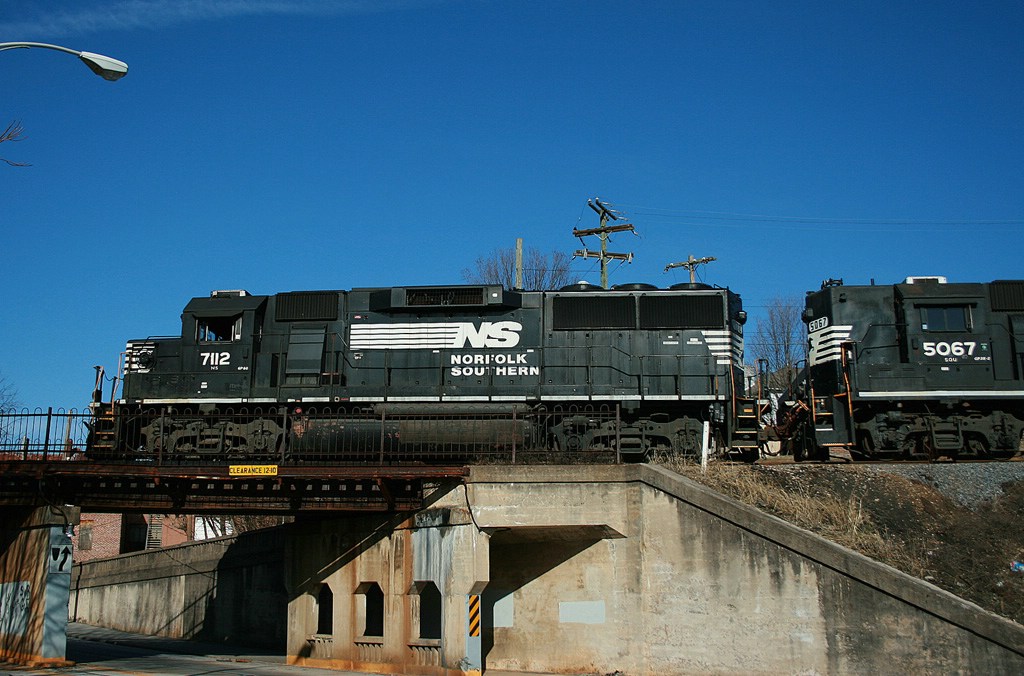 NS 946